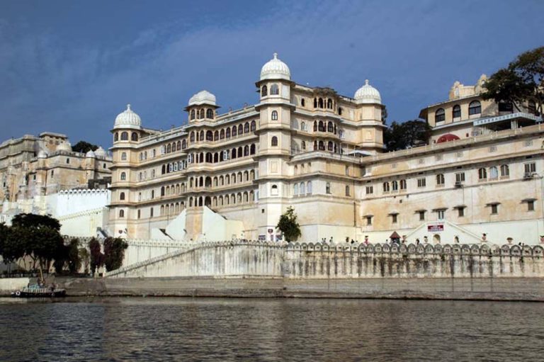 Places to visit in Udaipur - The City of Lakes - My Simple Sojourn