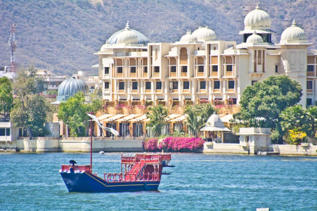 Places to visit in Udaipur - The City of Lakes - My Simple Sojourn