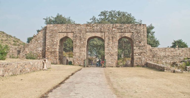 Bhangarh Fort's ghost stories and my experience - My Simple Sojourn