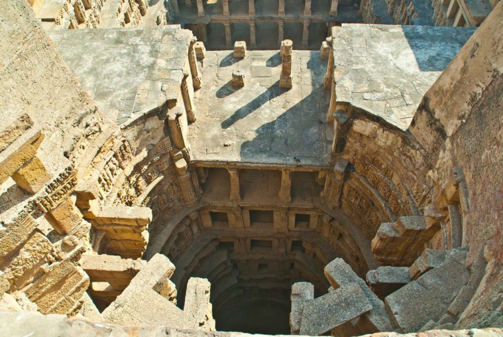 Beautiful Queen's Stepwell Rani ki Vav Patan in Gujarat - My Simple Sojourn